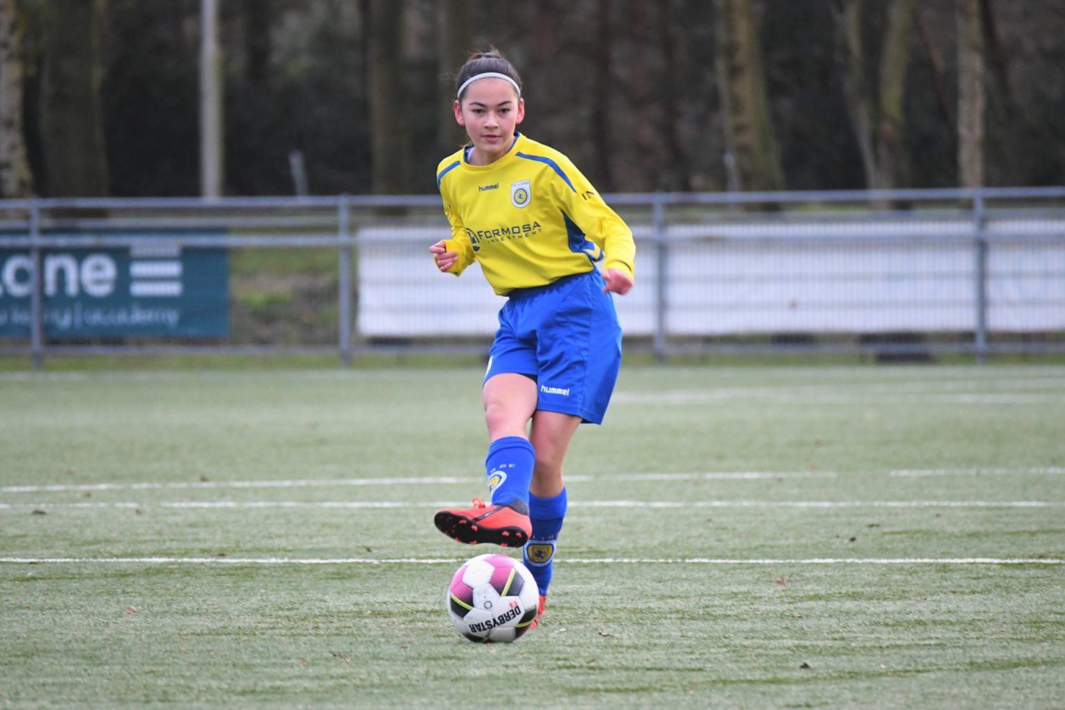 Meiden- en vrouwenvoetbal - FC Lisse