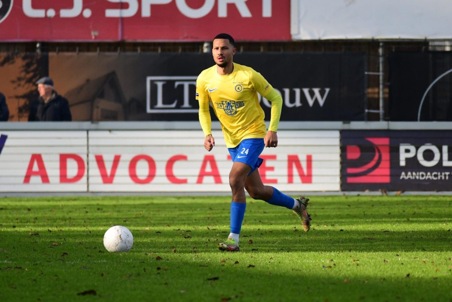 Ricardo van Rhijn vertrekt bij FC Lisse - FC Lisse